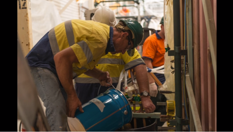Echo Yachts first major fibreglass infusion - Echo Marine Group